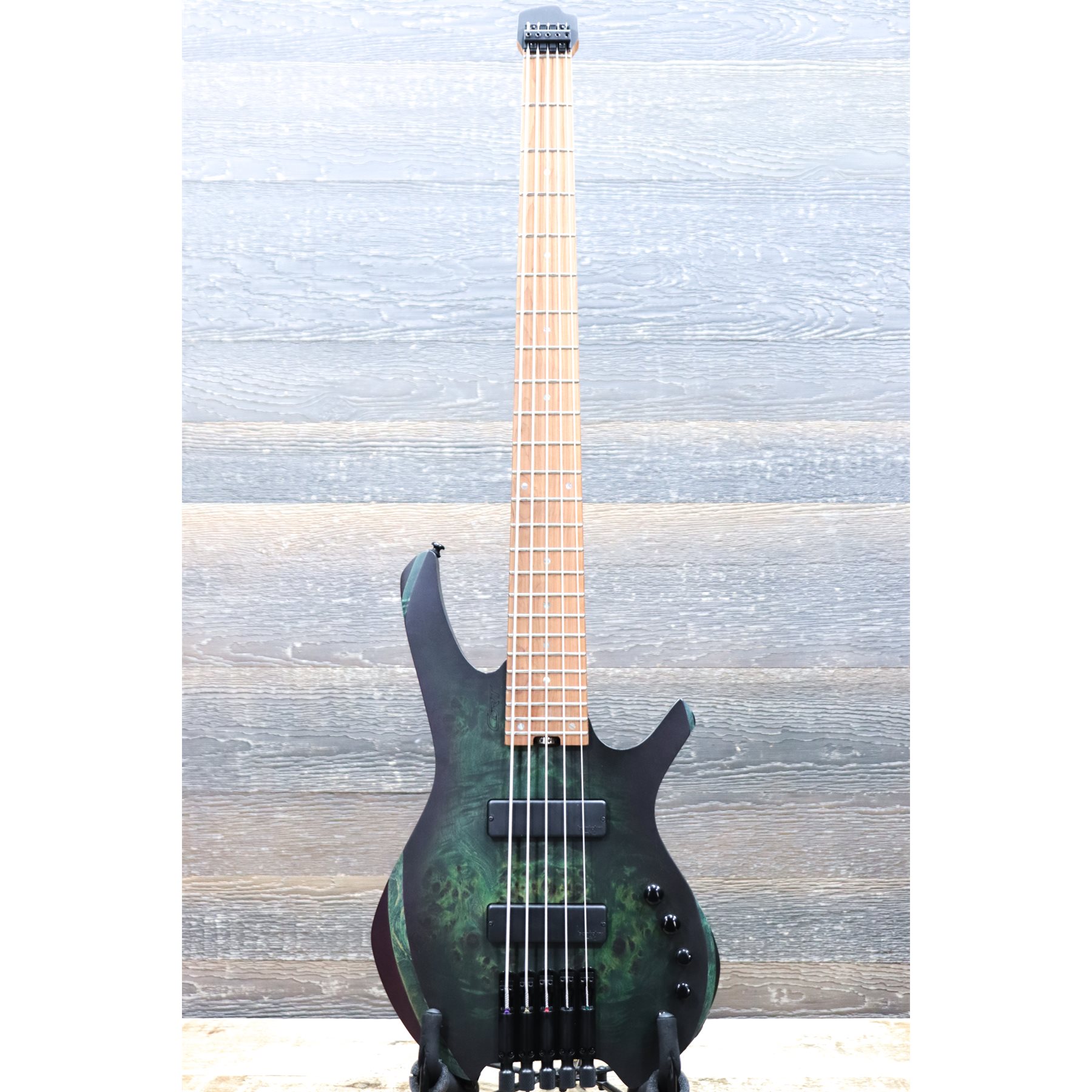 CORT SPACE 5 STAR DUST GREEN HEADLESS DESIGN POPLAR BURL BASSE ...